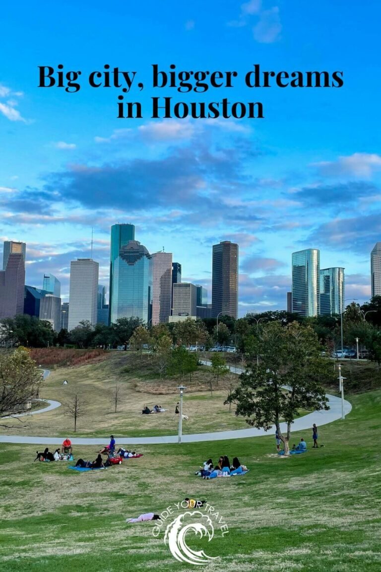 195 Best Houston Instagram Captions & Quotes